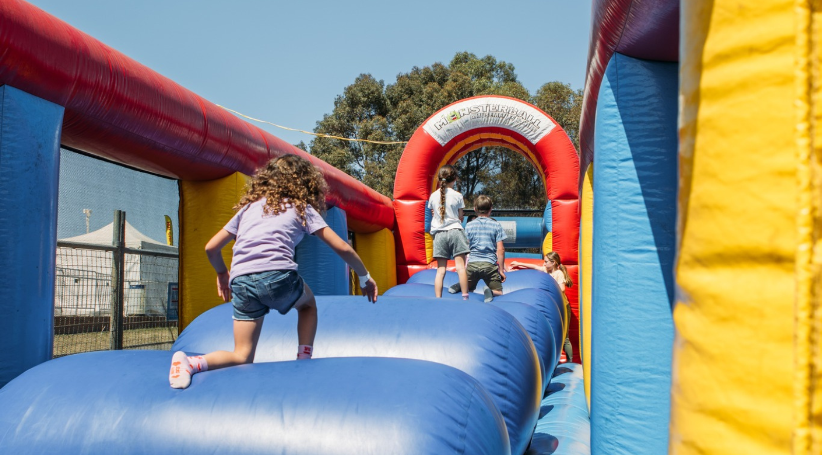 Why Inflatable Obstacle Courses Are Sydney’s Most Exciting Event Hire ...